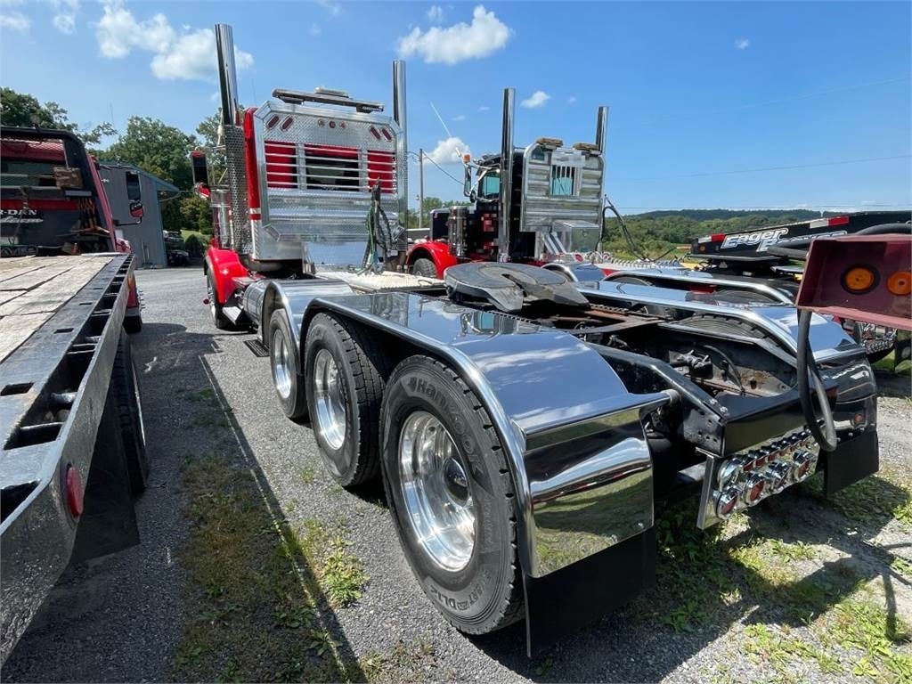 Kenworth W900 Heavy Hauler