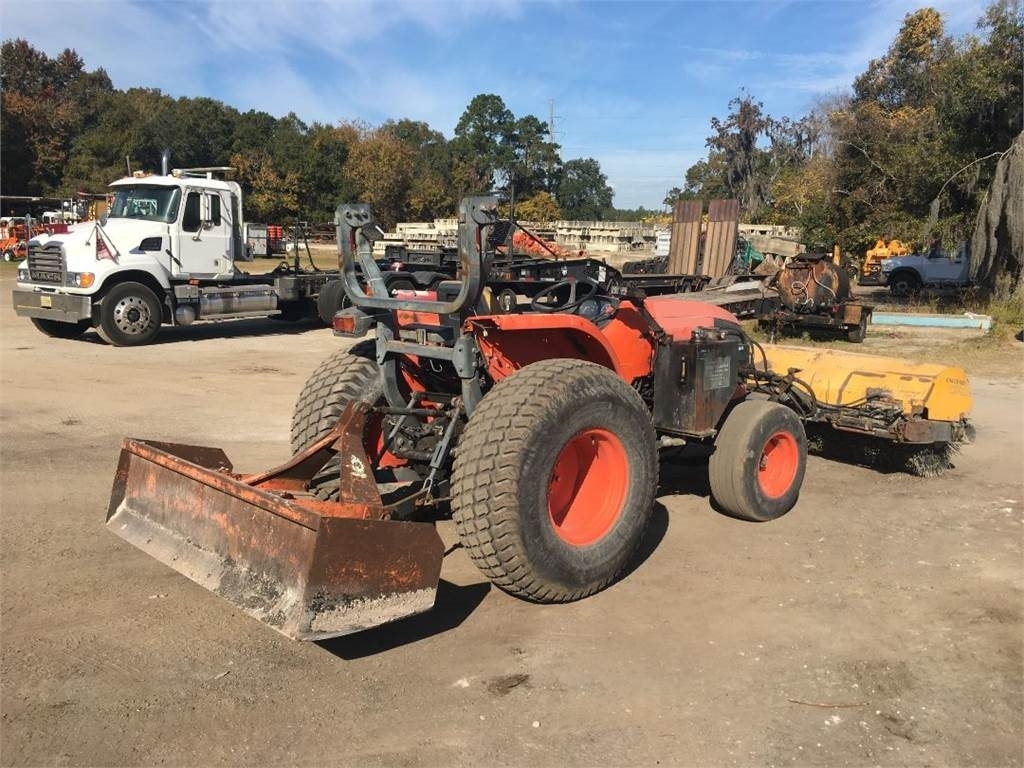 Kubota MX4700F