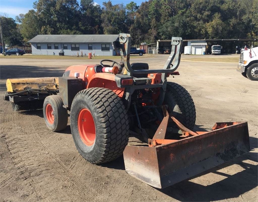 Kubota MX4700F