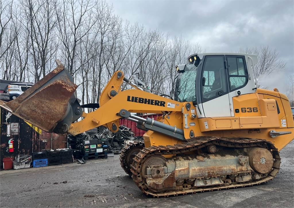 Liebherr LR 636