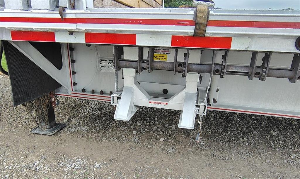 MAC 71426-A Drop Deck Trailer