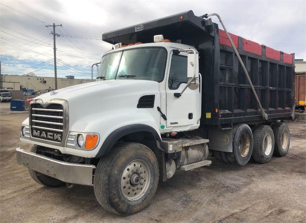 Mack Single Axle Dump Trucks & 1 Ton Dump Trucks | Ritchie List