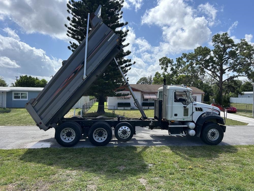 Mack GU Granite