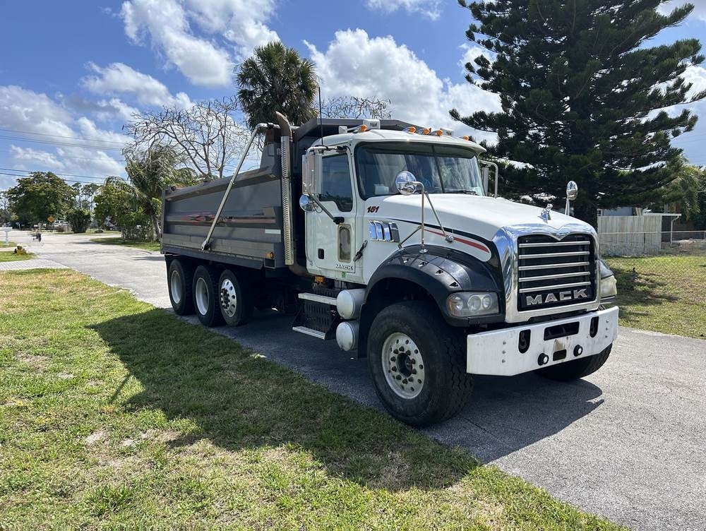 Mack GU Granite