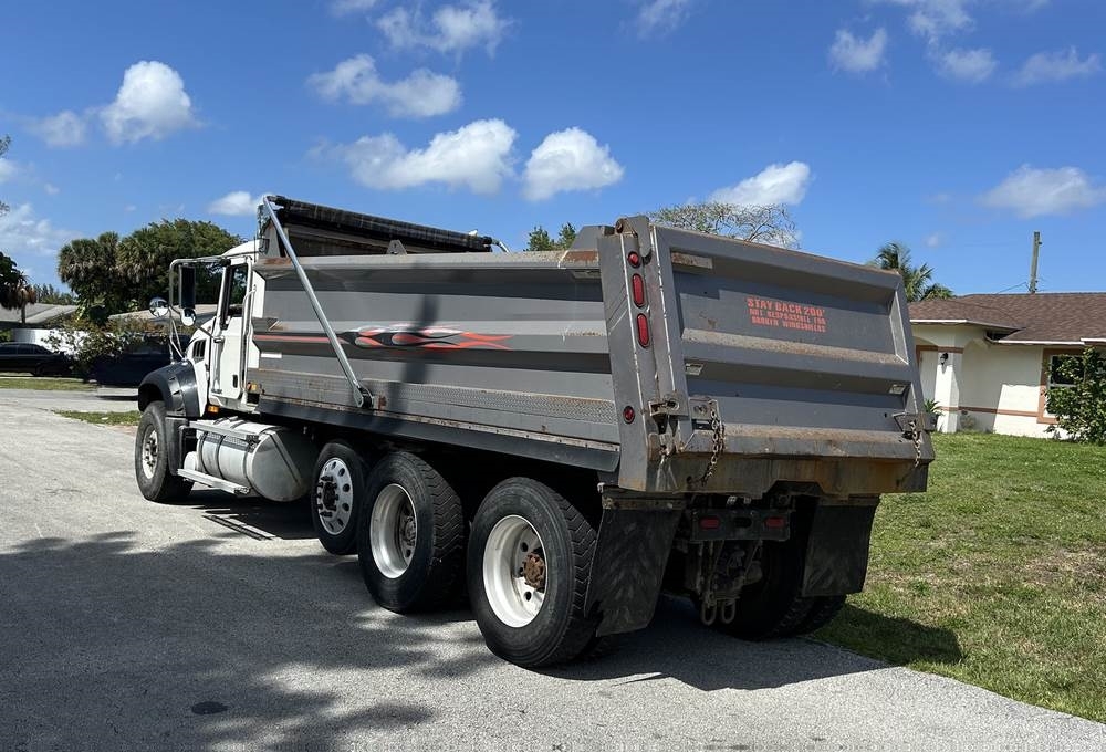 Mack GU Granite