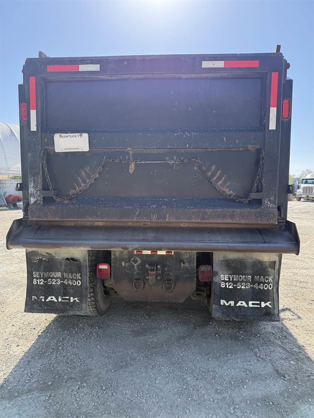 Mack GU713
