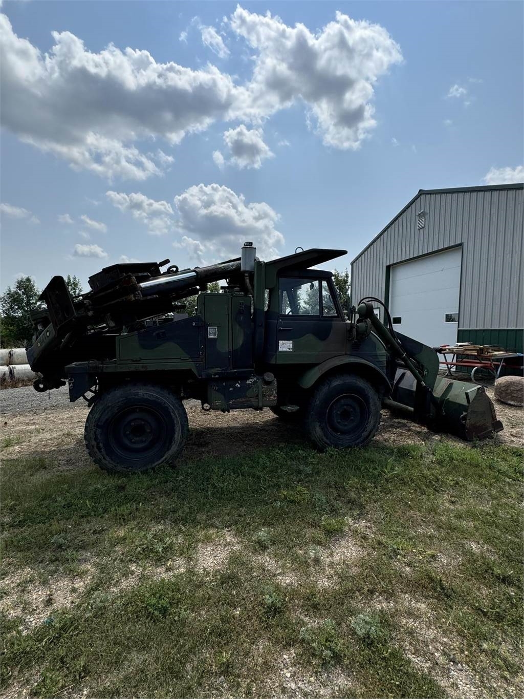Mercedes-Benz Unimog 419