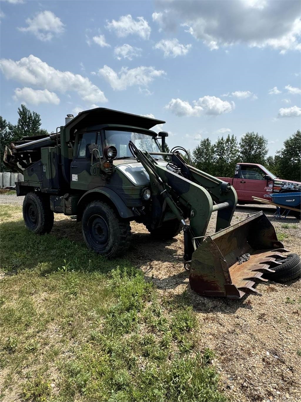 Mercedes-Benz Unimog 419