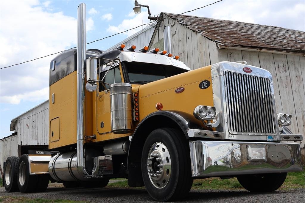 Peterbilt 379