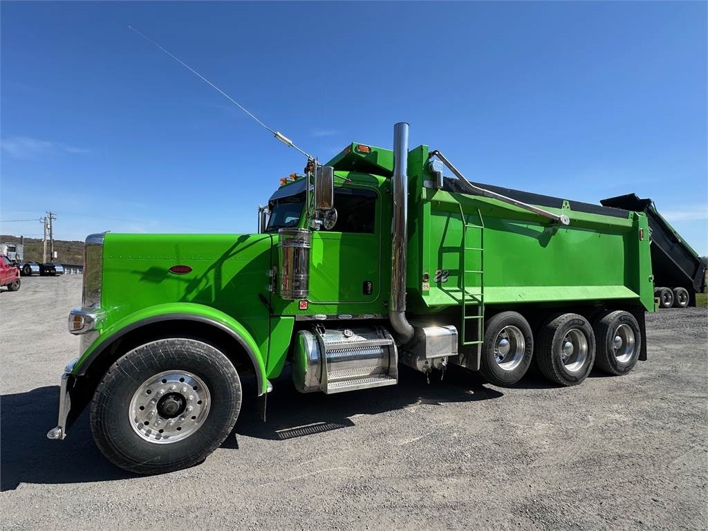 Peterbilt 389 Glider
