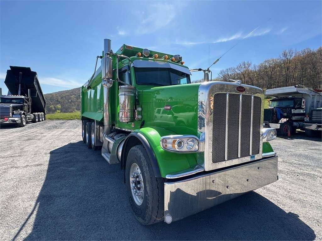 Peterbilt 389 Glider