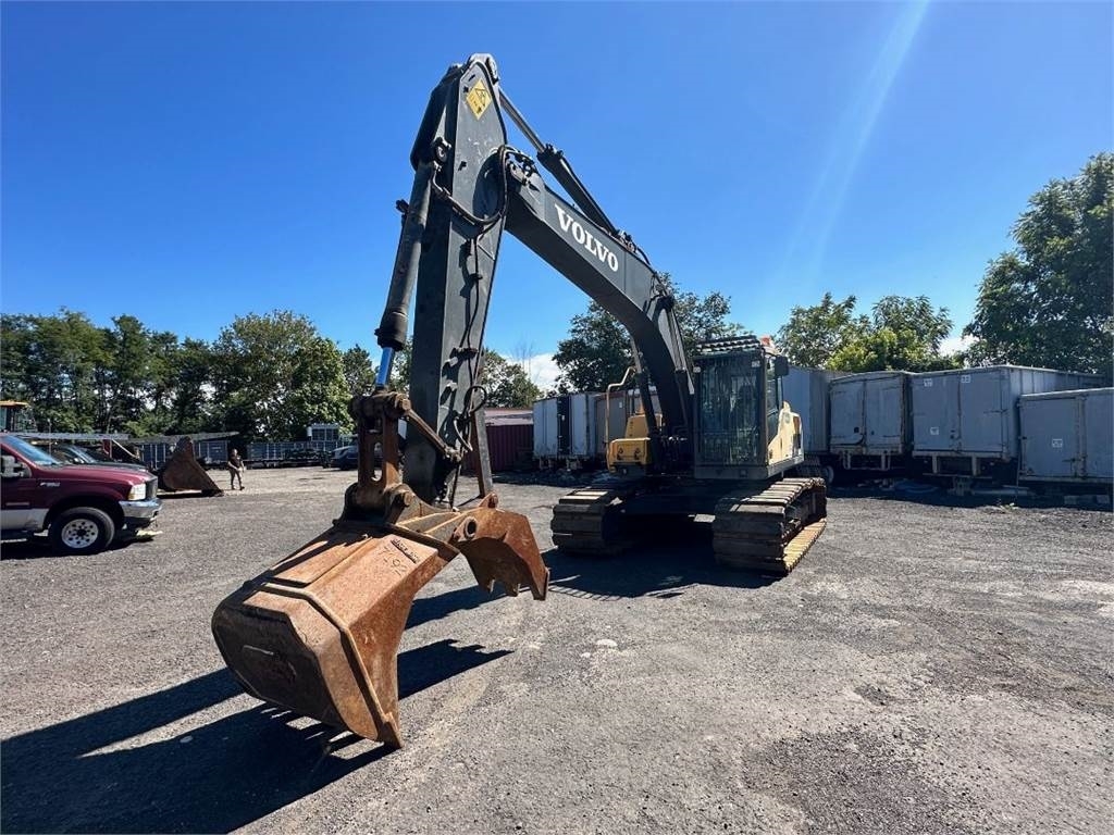 Volvo EC220DL