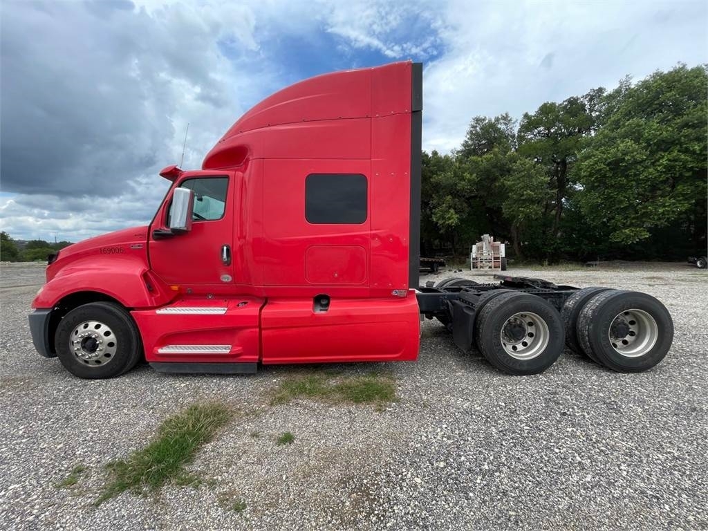 T/A Day Cab Truck Tractor For Sale | Ritchie List