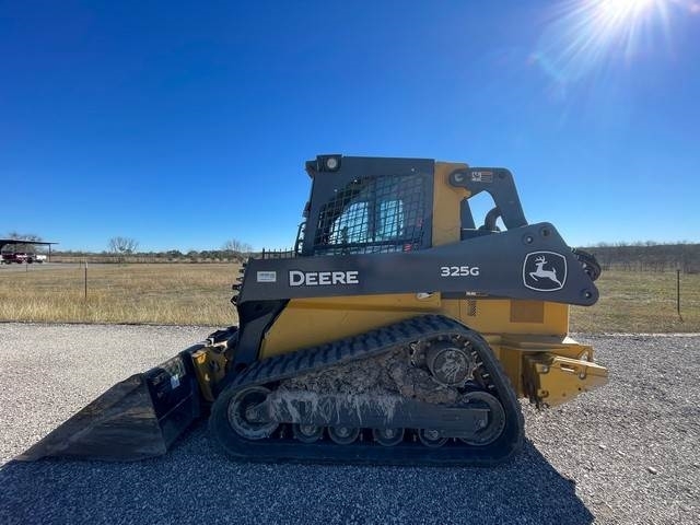 John Deere 325G