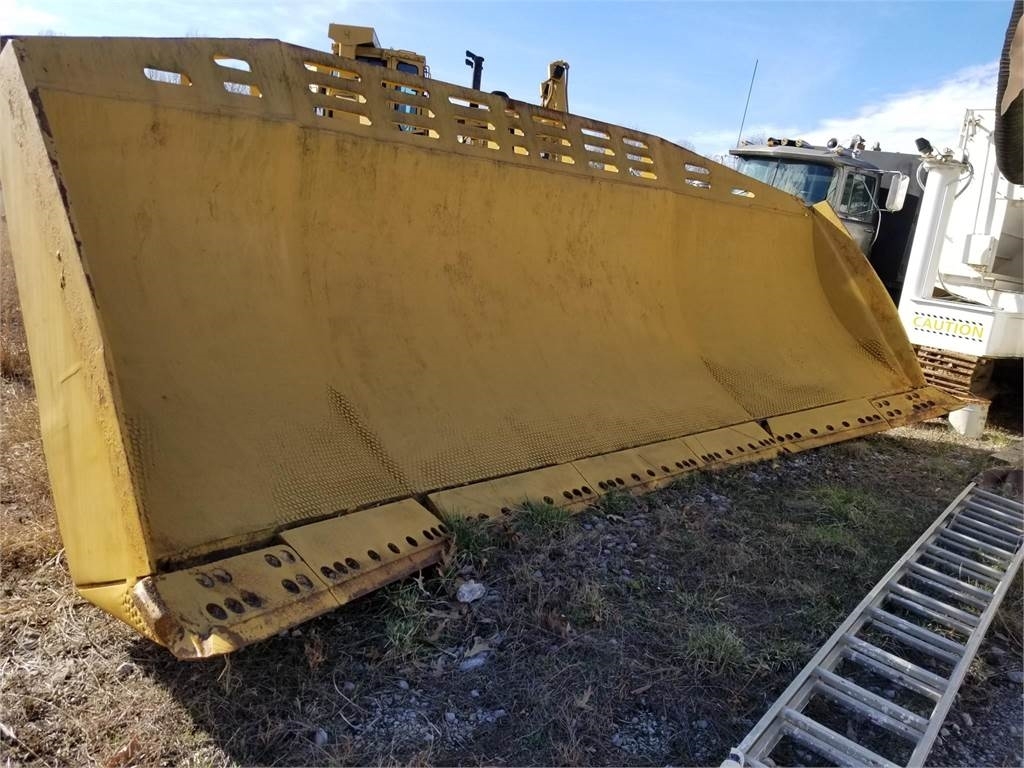 CAT D11N