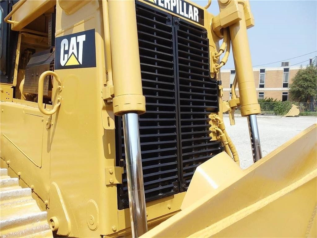 CAT D8N