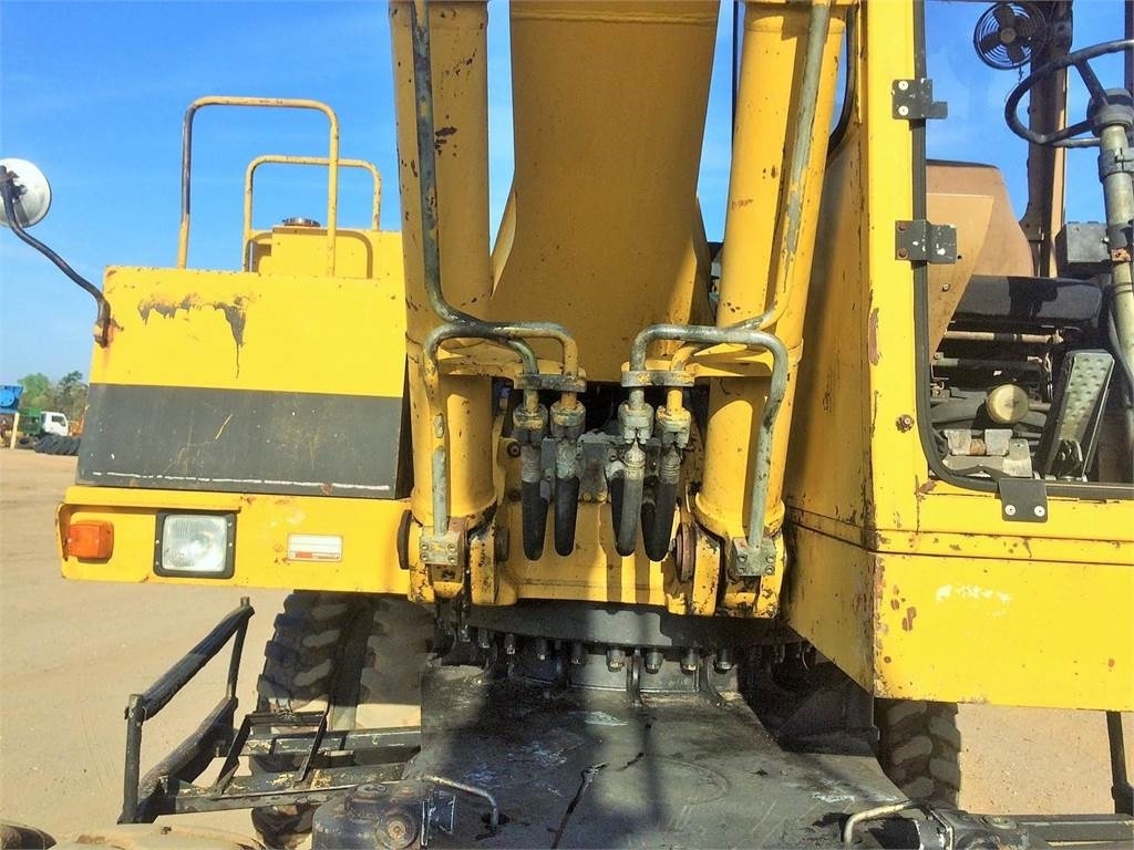 Caterpillar 214B FT