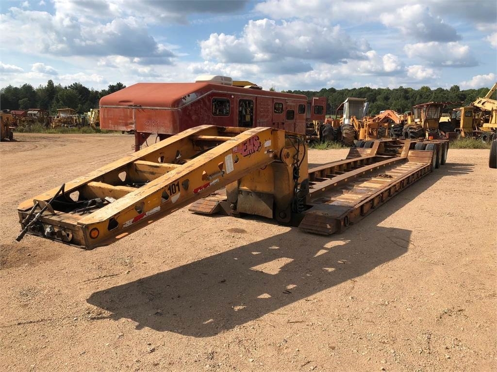 Folding Neck & Scissor Neck Trailers For Sale | Ritchie List