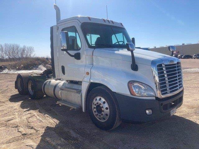 Freightliner CA125DC