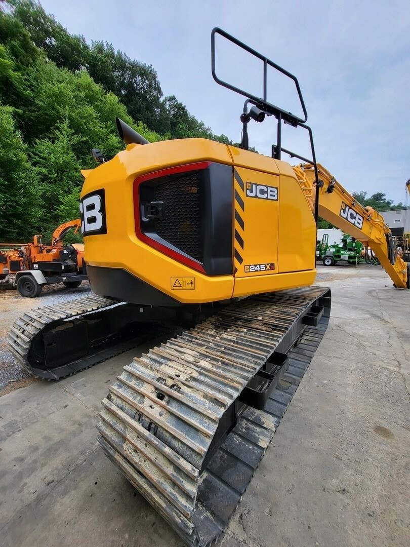 JCB 245XR
