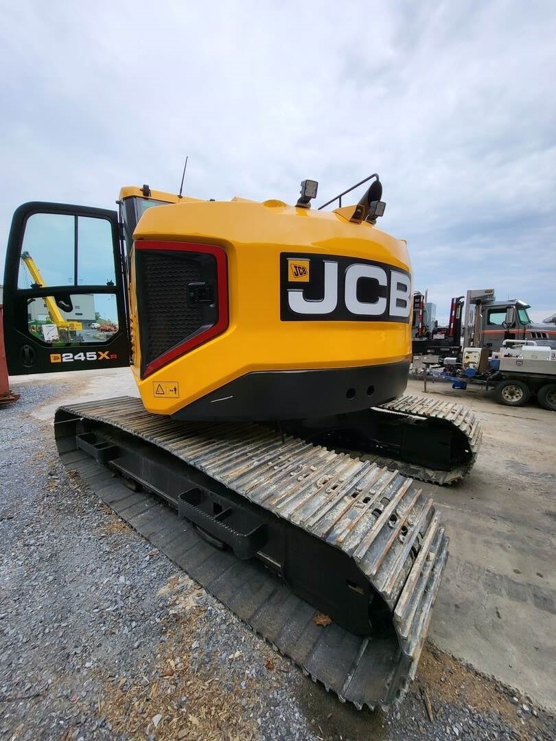 JCB 245XR