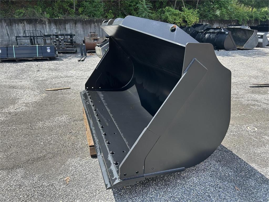 JCB 3.0 CU. YD PIN-ON BUCKET