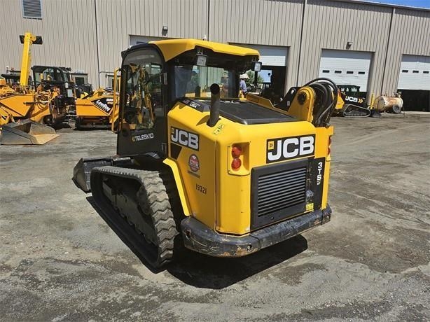 JCB 3TS-8T