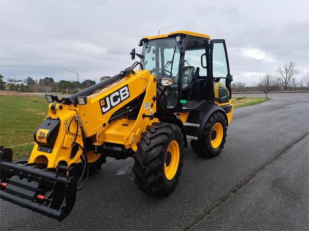 JCB TM 220