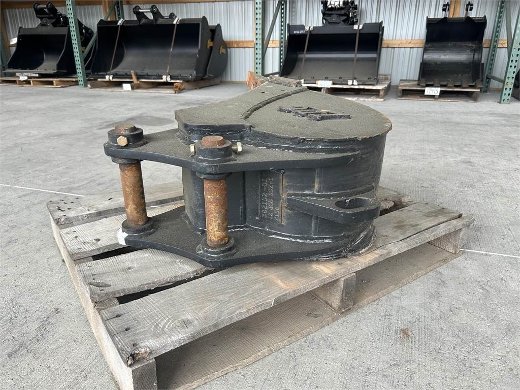 TAG 12 EXCAVATOR BUCKET