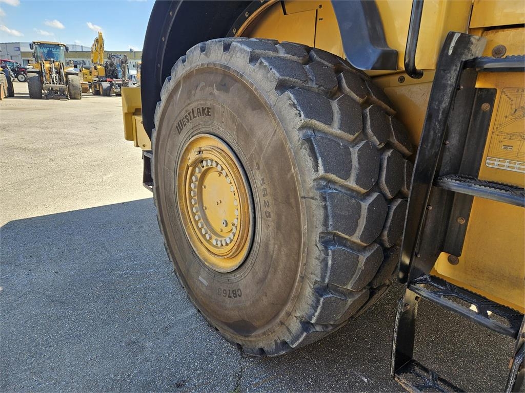CAT 980M - Wheel loaders - Construction - Volvo Emea