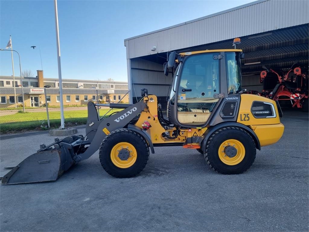 Volvo JL25H - Mini loaders - Construction - Volvo Emea