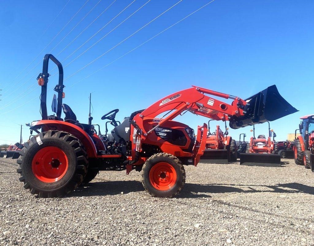 Kioti CK2620H 4x4 HST Tractor Loader - Free Rear Remote!