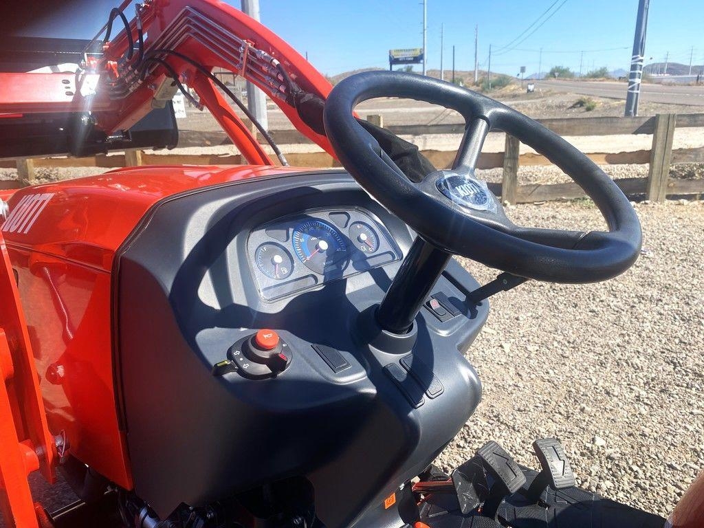 Kioti CK2620H DESERT DELUXE 4x4 HST Tractor Loader with