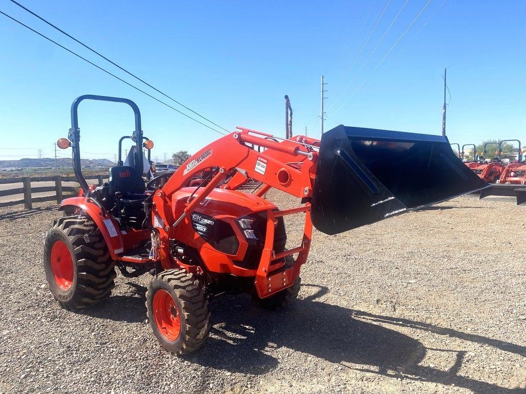 Kioti CK2620H DESERT DELUXE 4x4 HST Tractor Loader with
