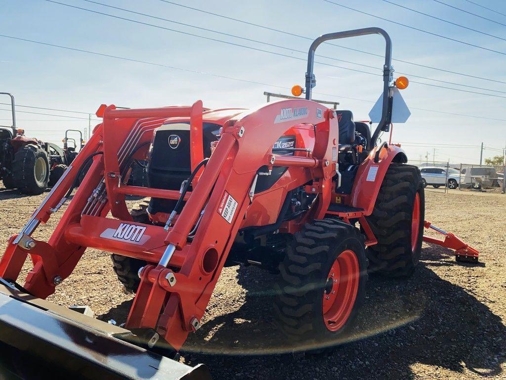 Kioti CK2620H-TLB 26HP 4x4 w Free HIGH LAND Upgrade PKG