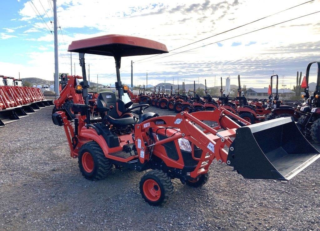 Kioti CS2220H-TLB 22HP 4x4 Tractor Loader Backhoe