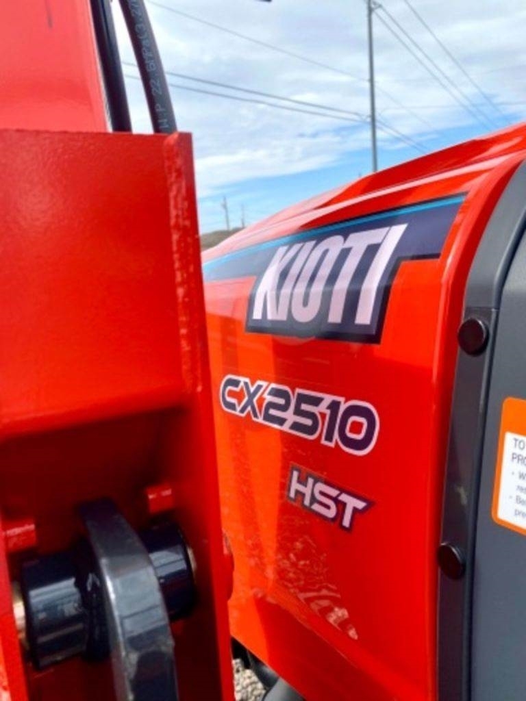 Kioti CX2510HB Hystat Diesel 4x4 Tractor Loader