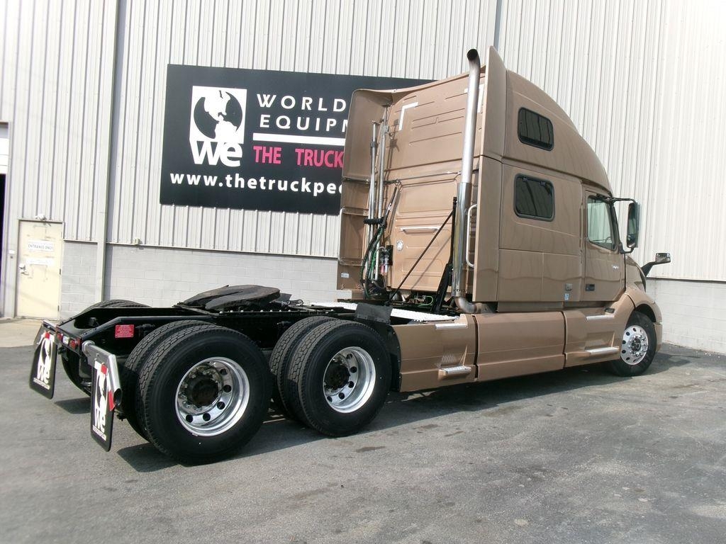 Volvo VNL64T860