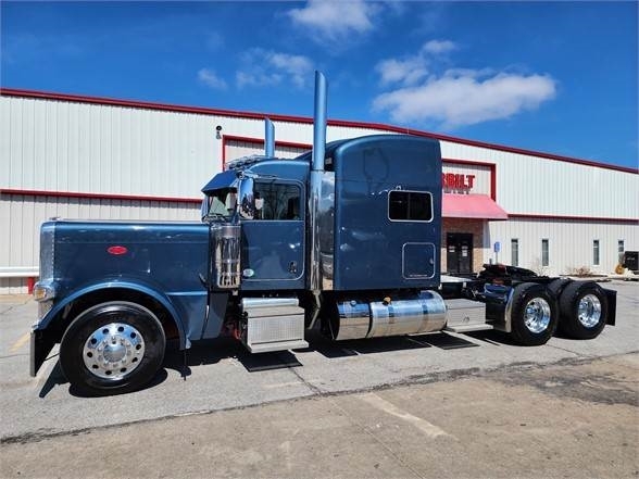 Peterbilt 389