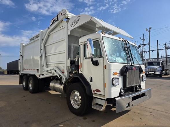 Peterbilt 520