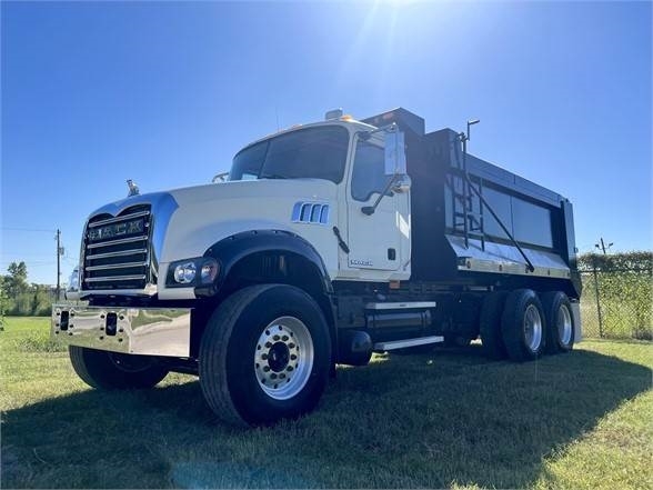 Mack granite Single Axle Dump Trucks & 1 Ton Dump Trucks | Ritchie List