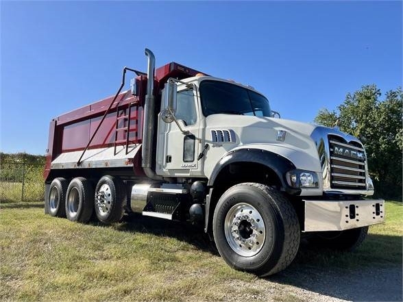 Mack GRANITE GU713