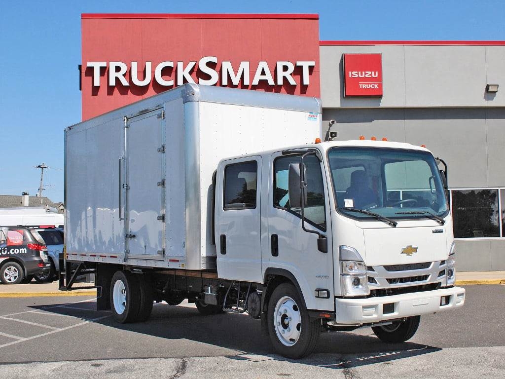 Chevrolet Used Box Trucks For Sale: 26ft, 20ft & More | Ritchie List