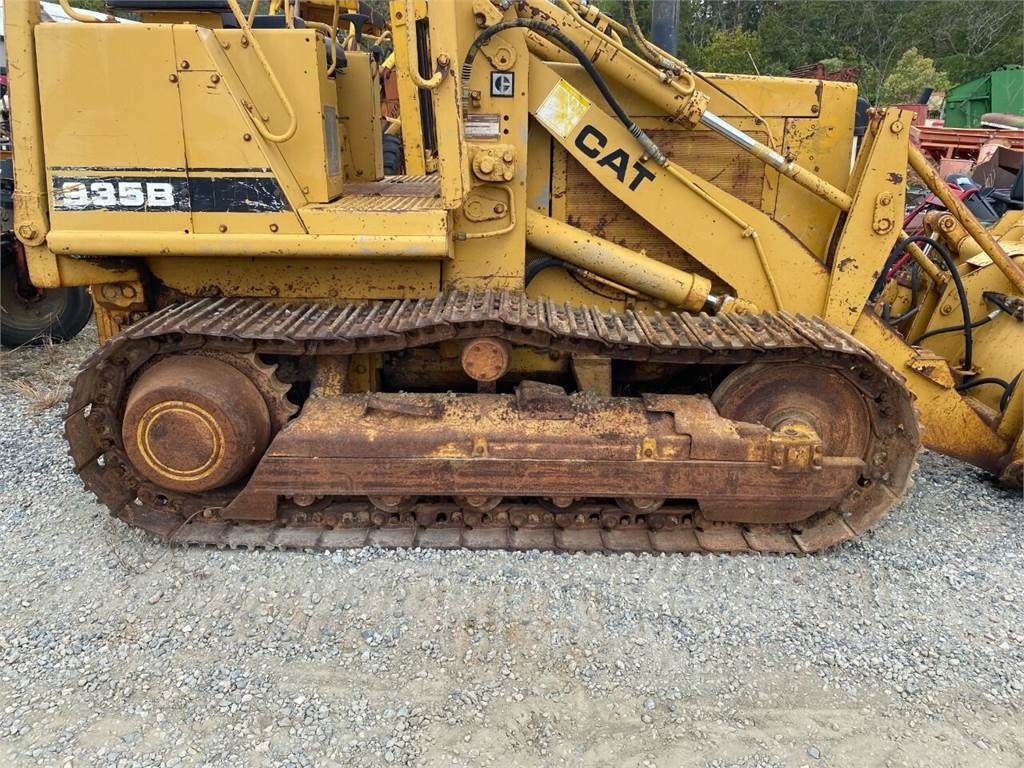 CAT 935B