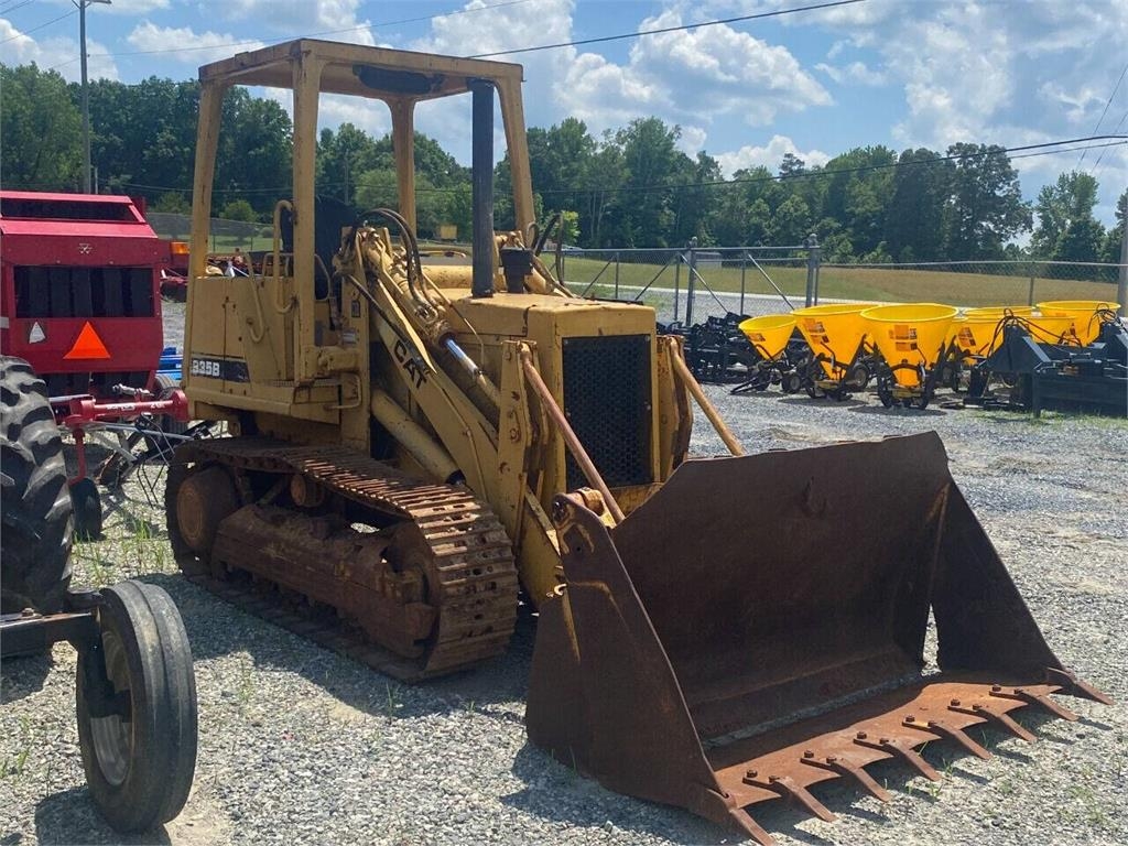 Caterpillar 935B
