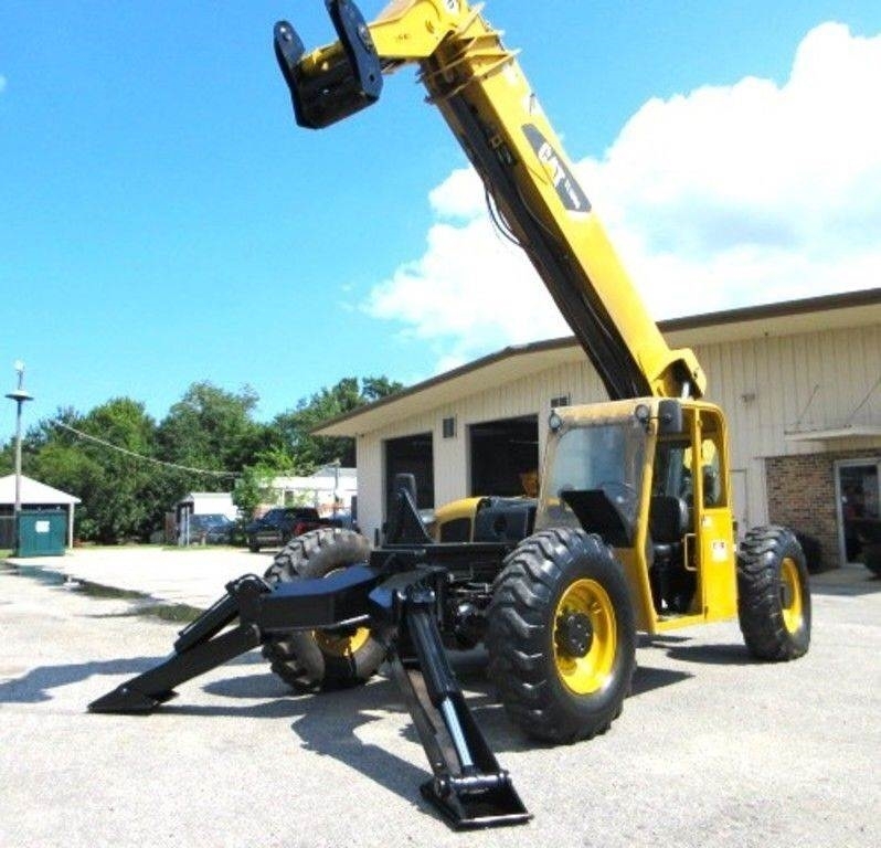 Caterpillar TL 1055