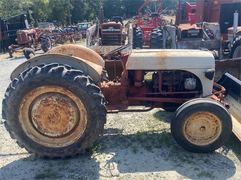 Ford 8N