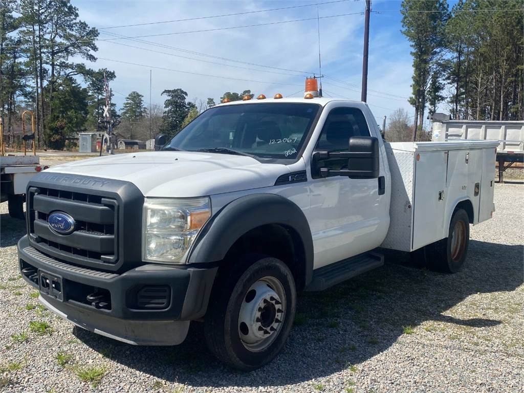Ford F-450 Super Duty