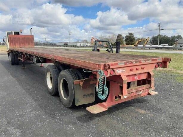 Fruehauf Flatbed