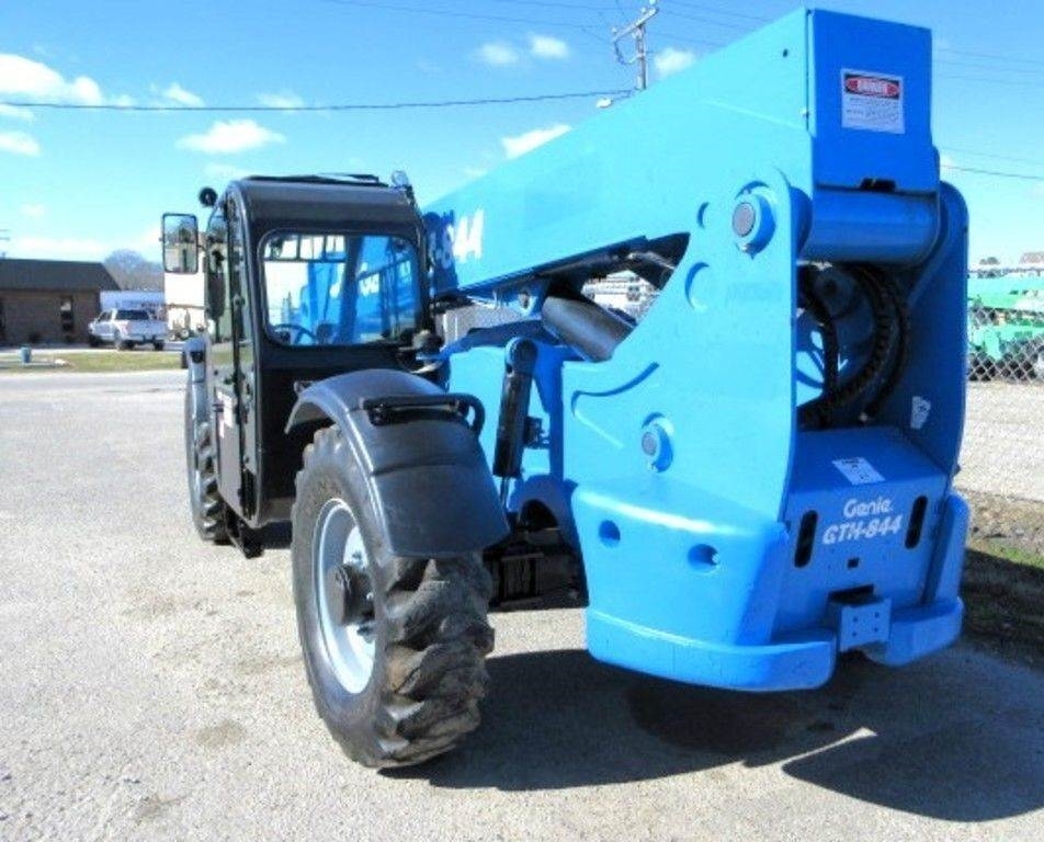 Genie GTH-844D